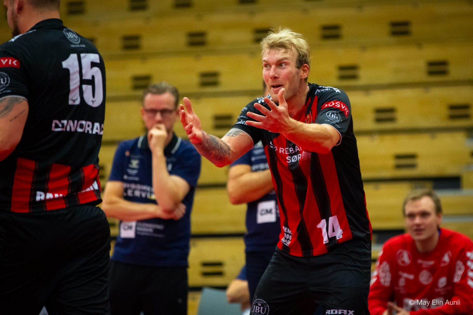 Måtte stoppe bilen da hun fikk vite om klubblegendens comeback – ØIF ... Måtte stoppe bilen da hun fikk vite om klubblegendens comeback – ØIF ...